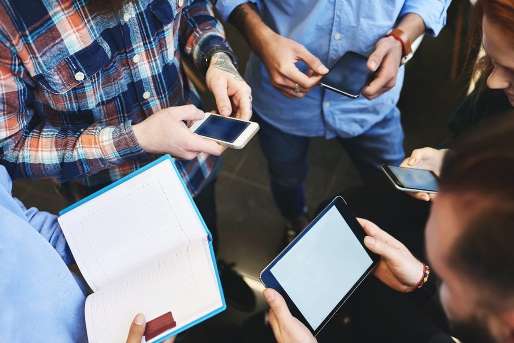 The advantages and disadvantages of technology - Outside The Box Education